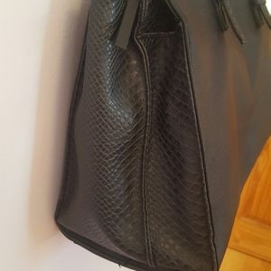 Tutilo | Bags | Tutilo Spacious Bag | Poshmark